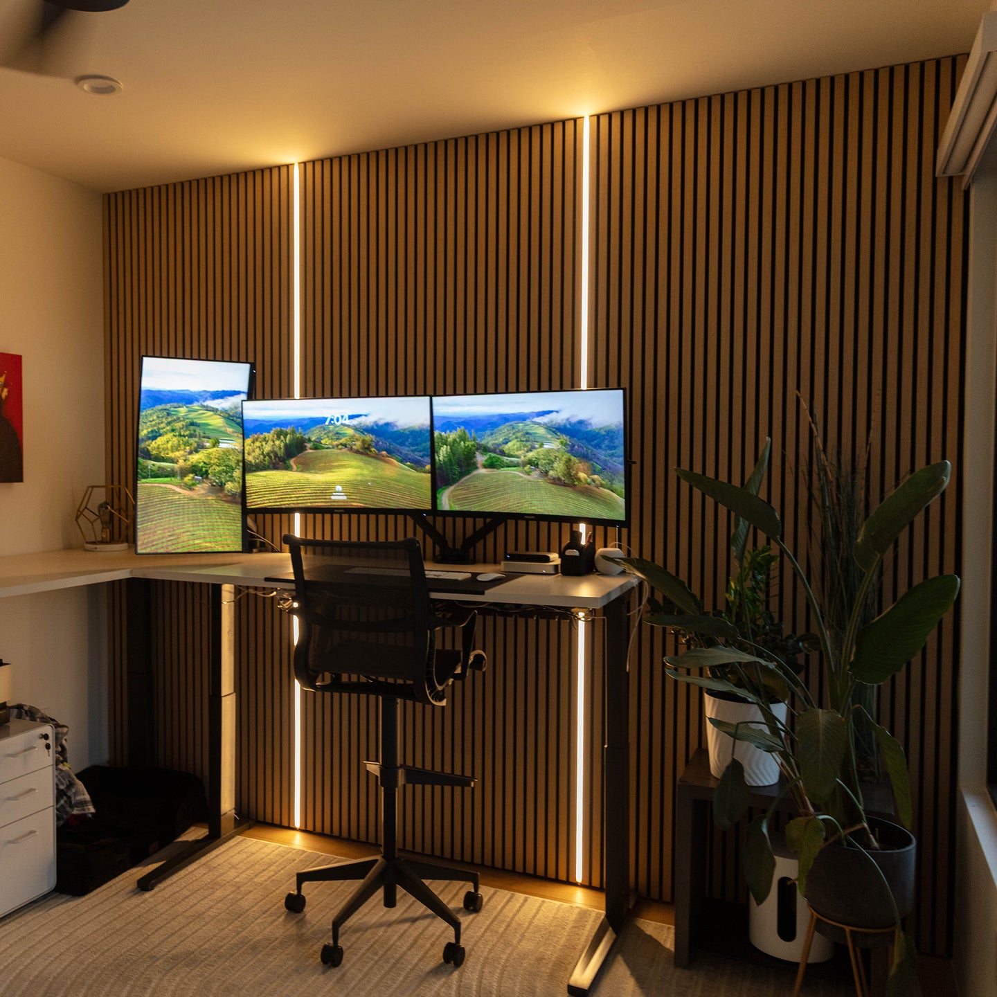 Luxe LED™ Slat Wall Light Kit – Luxewall