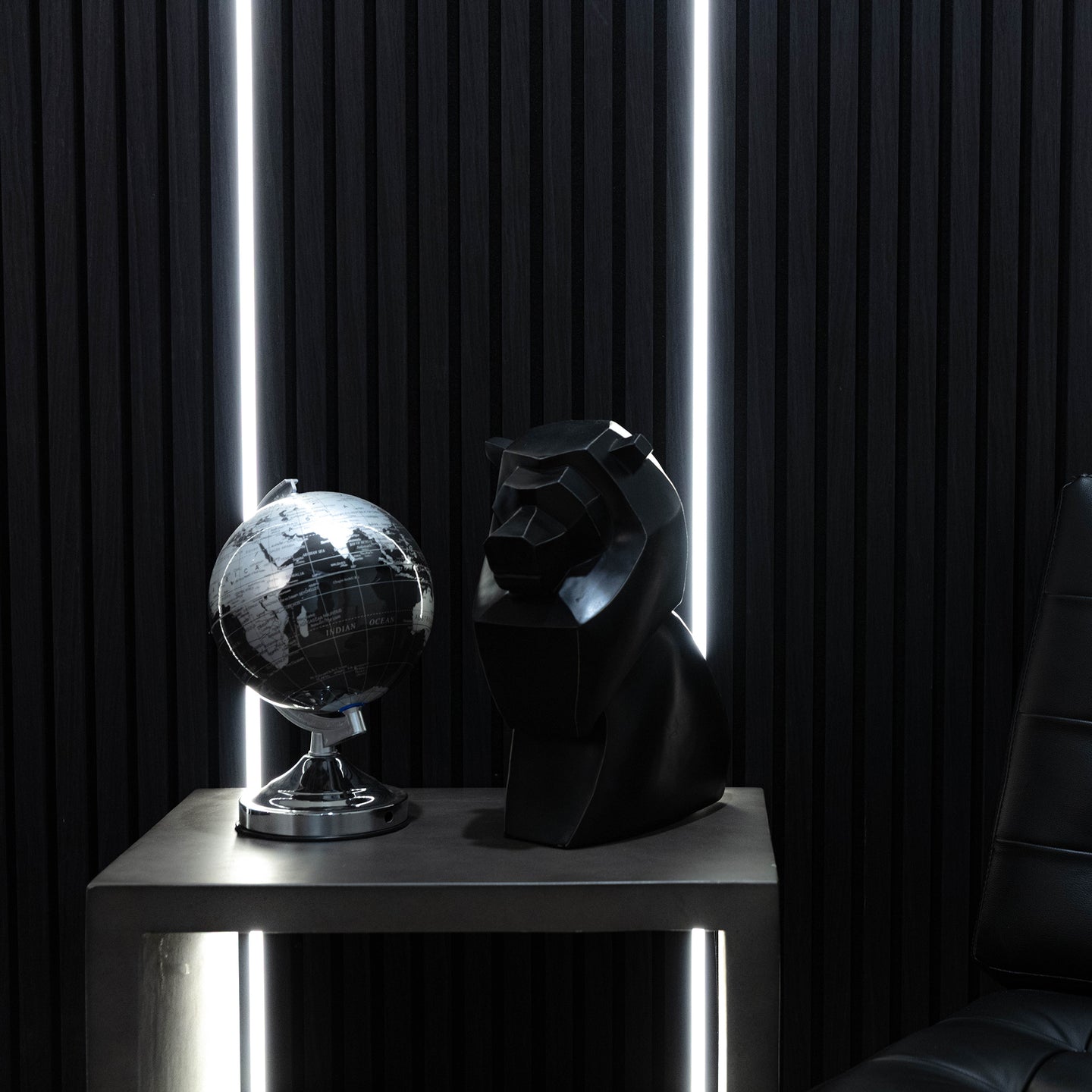 Luxe LED™ Slat Wall Light Kit – Luxewall