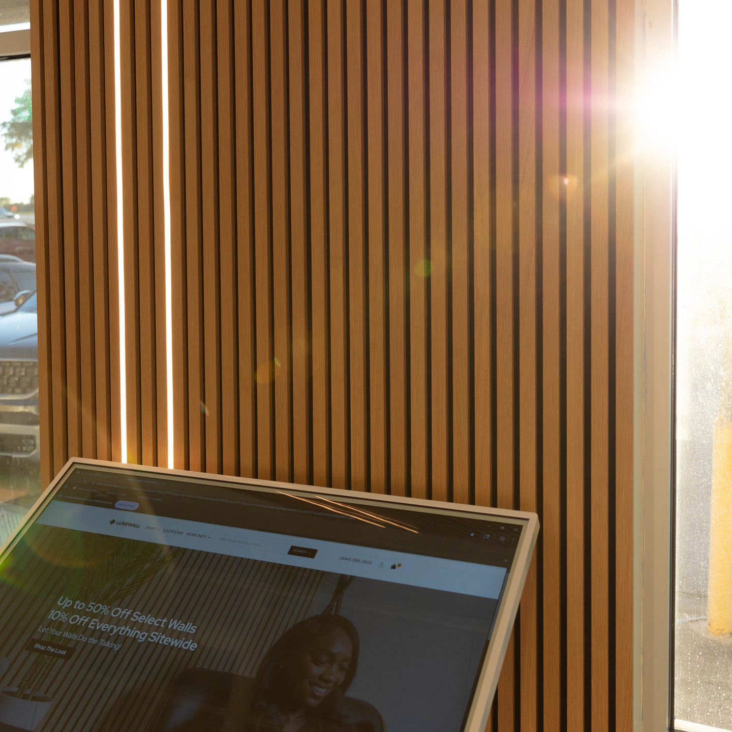 Luxe LED™ Slat Wall Light Kit – Luxewall